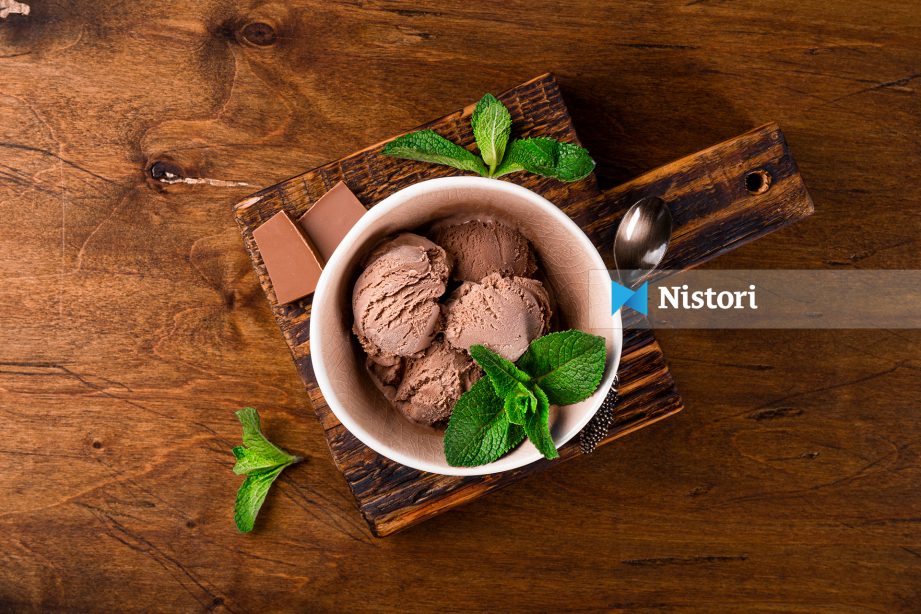 Akullore shtëpie me katër shije të ndryshme – Nistori