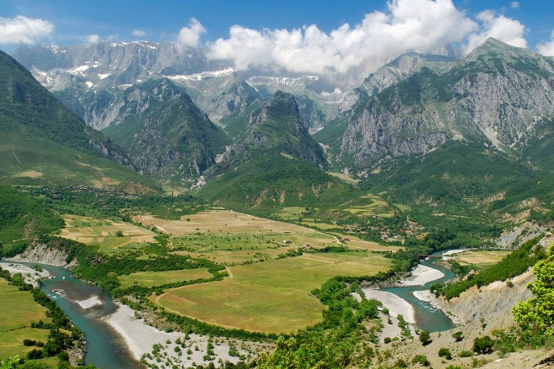 Nga “Park natyror”, Vjosa së shpejti në mbrojtje si “Park Kombëtar ...