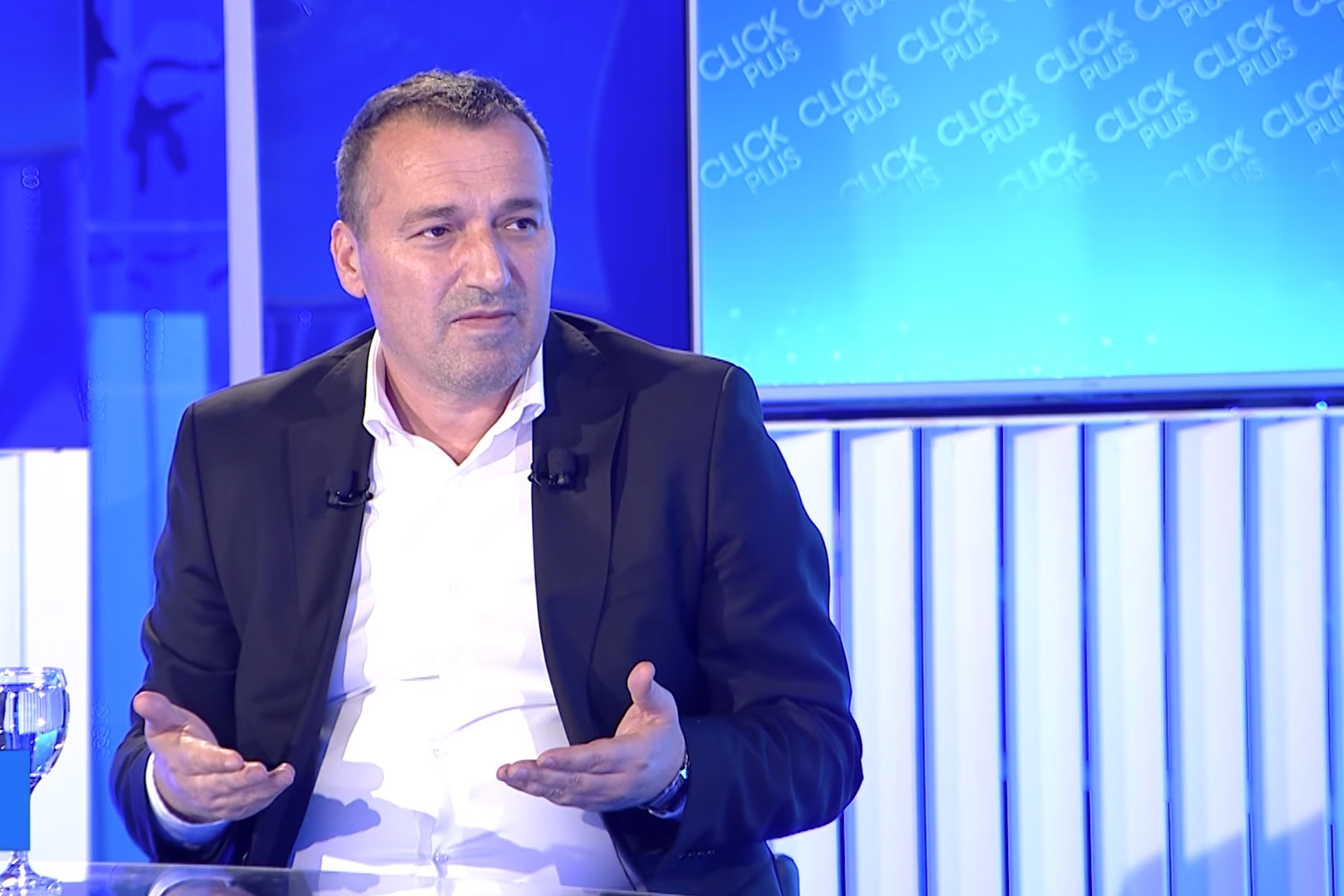 Bexheti komenton koalicionin ASH-Besa: Humbja i bëri të gjithë bashkë ...