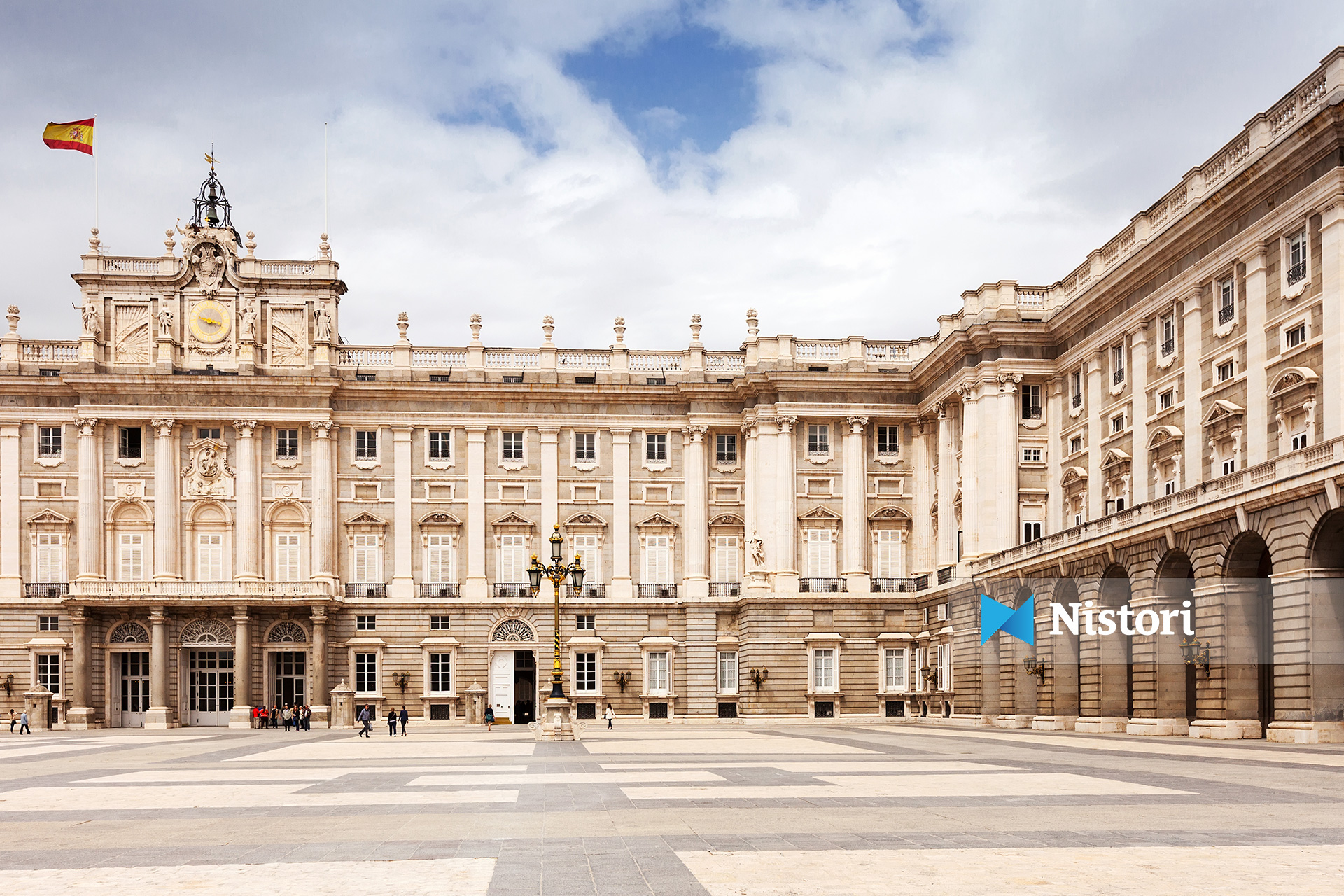 Pallatet mbretërore më përrallore në Europë – Nistori