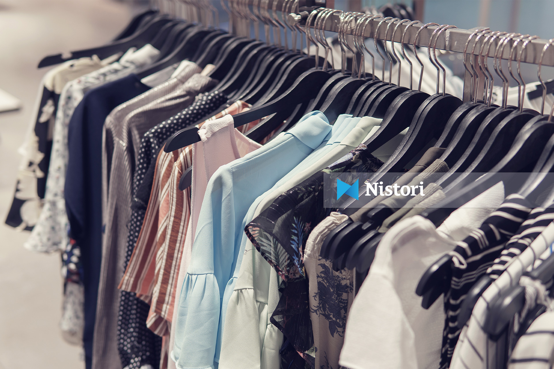 Çfarë tregojnë simbolet në etiketën e veshjeve? – Nistori