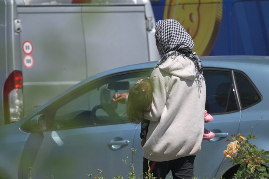 Trafikimi i qenieve njerëzore: gjashtë shtretër për dhjetëra fate – Nistori